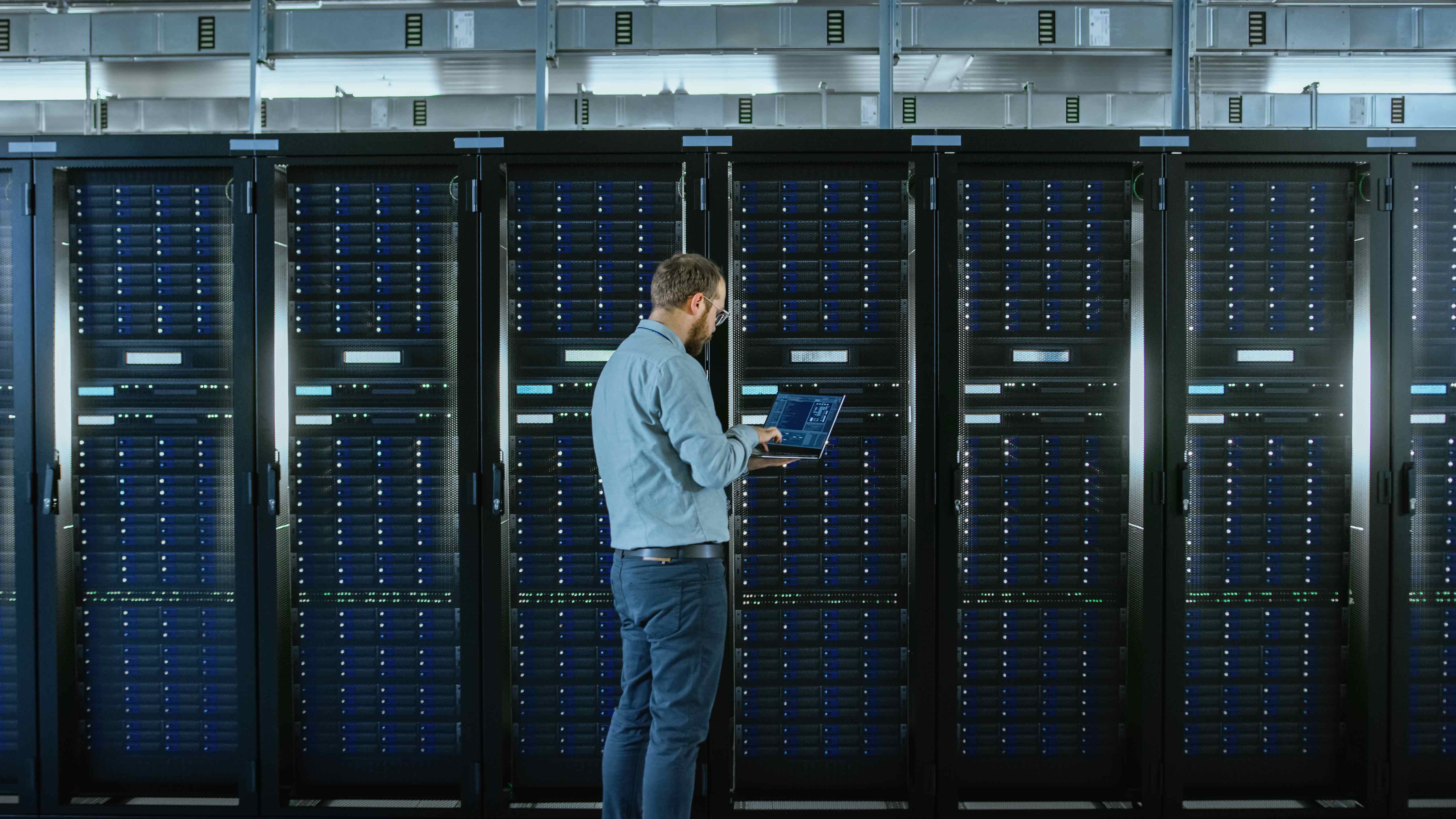 Step-By-Step Guide for a Successful Data Center Consolidation | Sunbird ...